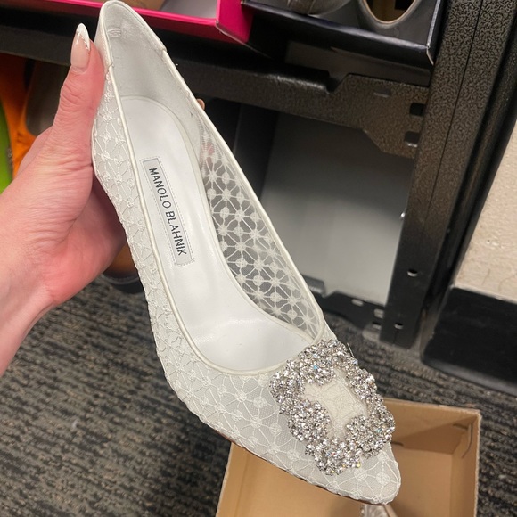 Manolo Blahnik | Shoes | Brand New Manolo Blahnik Hangisi Lace Heel ...